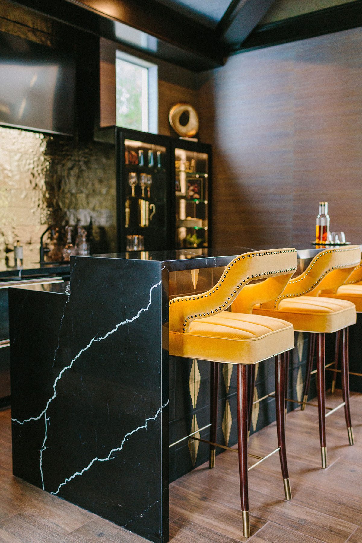 Cheers! Curating a Stylish Home Bar - One Chic Retreat